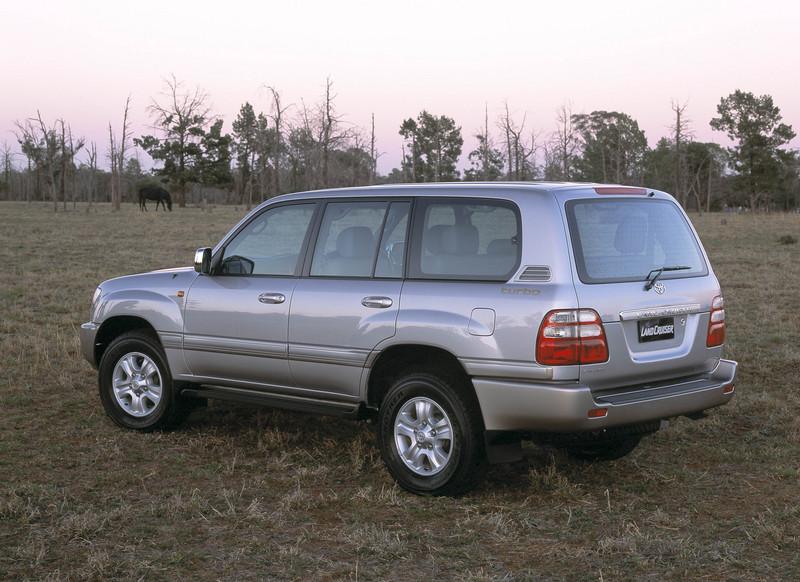 Toyota Land Cruiser 100 Series Seat Covers | Gotya Covered